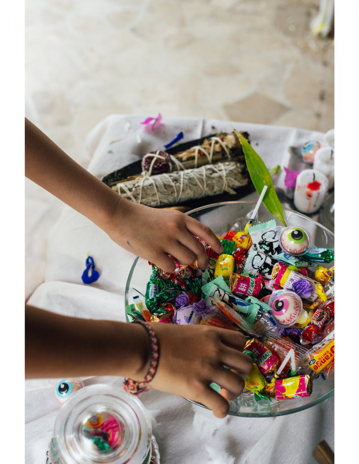 Free Printable Candy Dice Game For Halloween | Hustle Mom Repeat